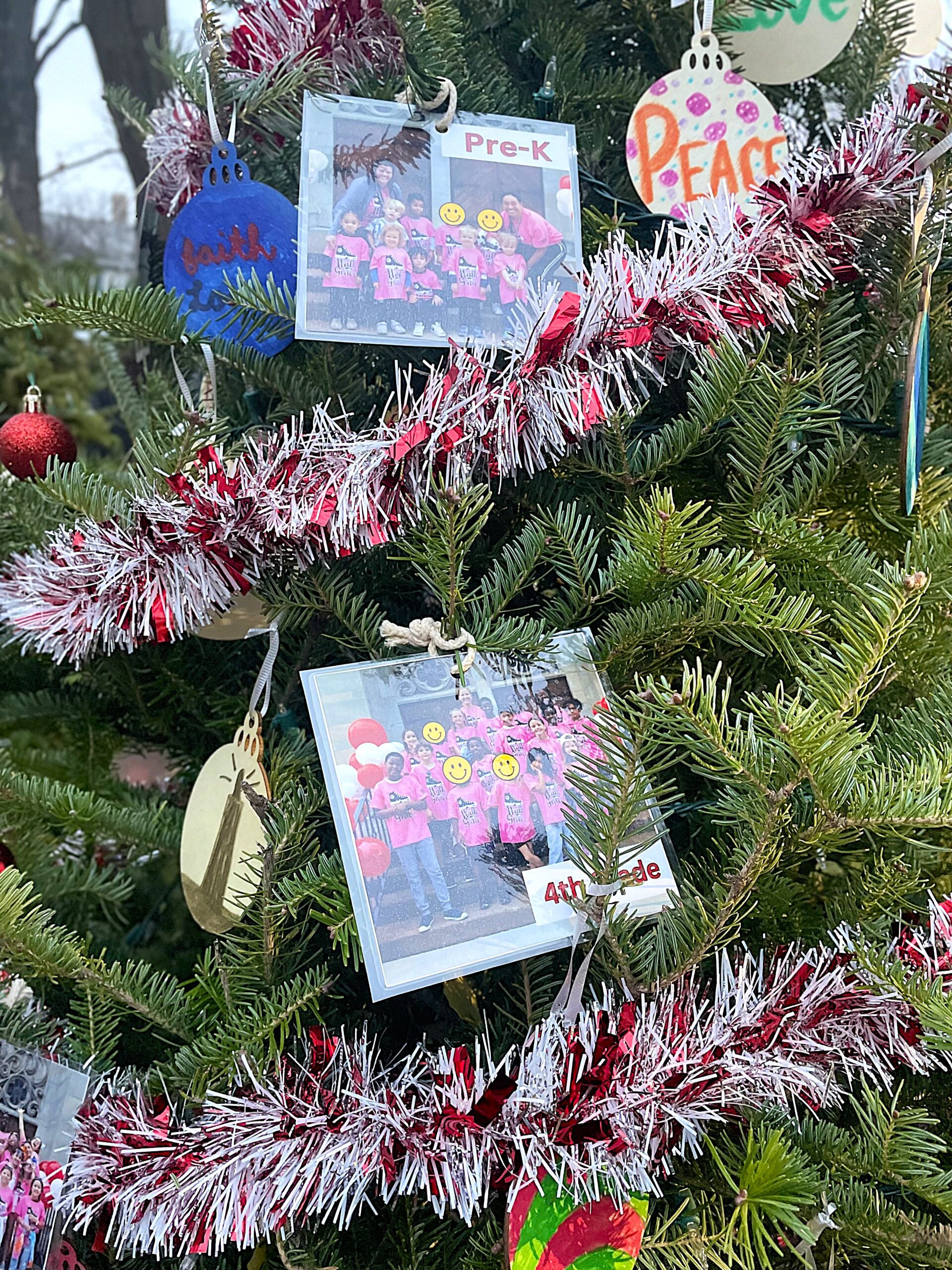Grace’s Christmas Tree Trim 2024 - Grace Lutheran School