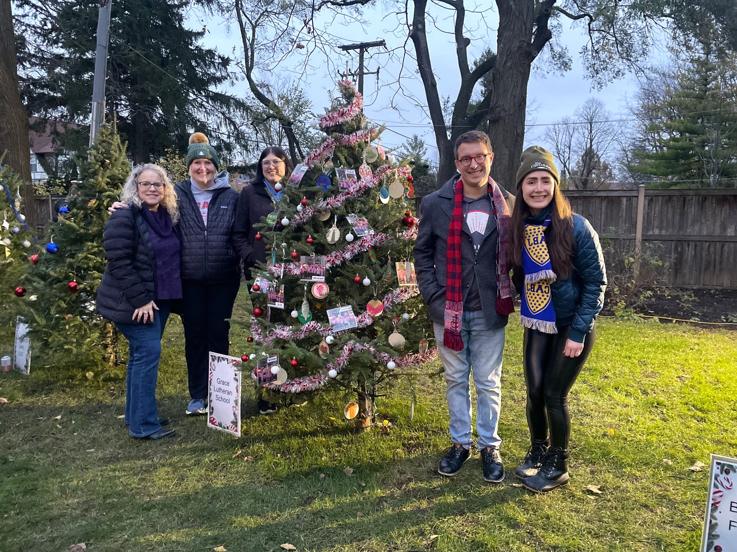 Grace’s Christmas Tree Trim 2024 - Grace Lutheran School